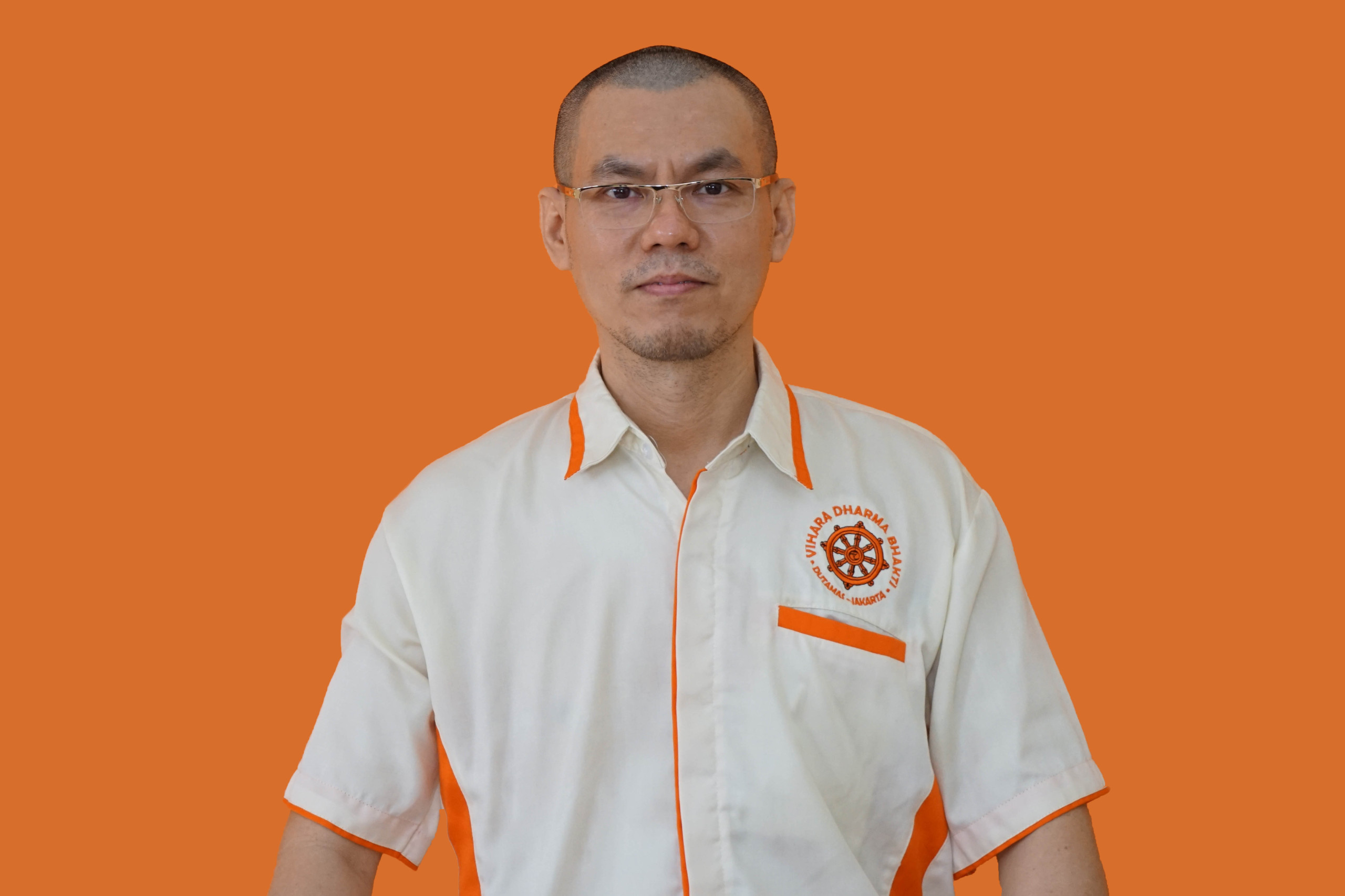 Suhadamitta Suhandi - Vihara Dharma Bhakti